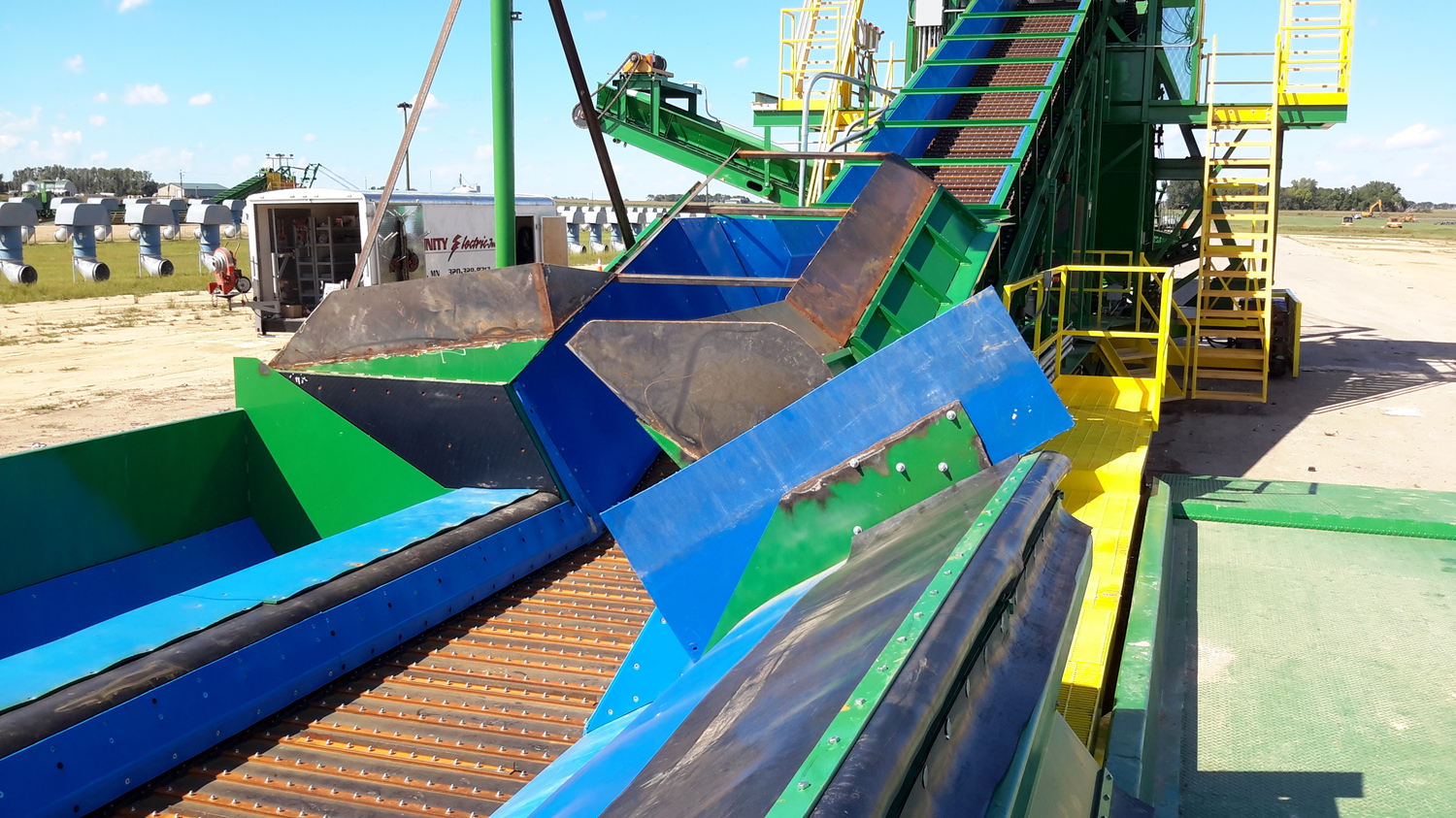 Sugar Beet Piler - Products - Integral dx